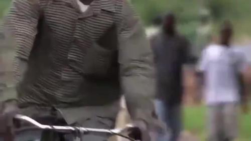 28杠自行车在非洲那么盛行,在中国早已经淘汰,在非洲却是有钱人的象征