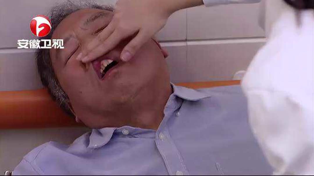 青年医生:急诊室有多忙?还不到一分钟,就有2位重病患者!