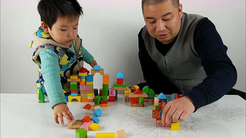 亲子互动玩具搭积木,大城堡来啦!