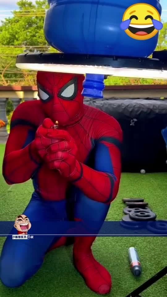 不要随便模仿别人!#搞笑视频#搞笑配音