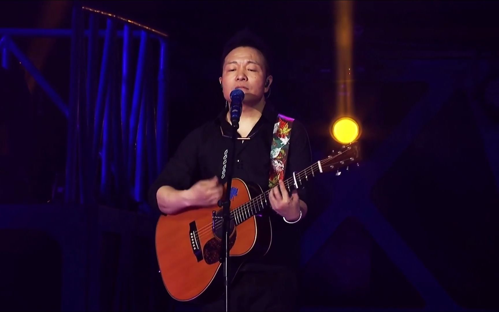 许巍 - 旅行live“此时此刻”许巍巡回演唱会北京站