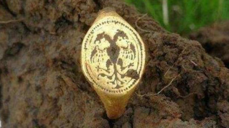 工人无意间挖出金戒指,专家估价200万,博物馆却拒收!
