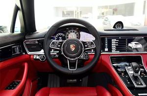 保时捷在这个设计上,和别的车都不一样