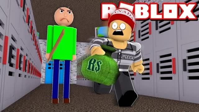 .小偷模拟器 去巴迪老师的学校偷东西差点被抓?