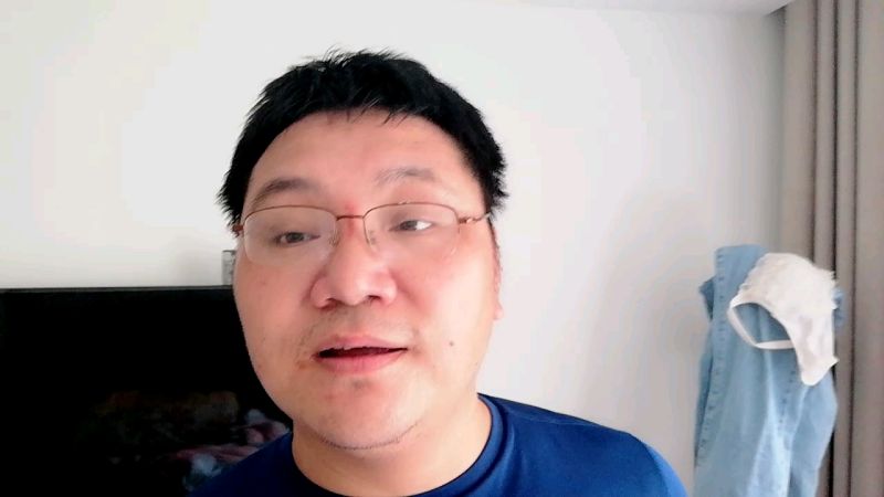 午后通过记忆中的回眸将现在的夜生活与过去农村的乘风凉进行对比