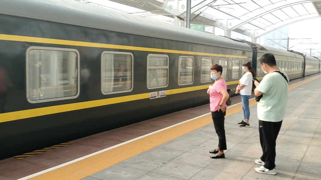 [20220913]HXD3D牵引Z4次列车进入保定站