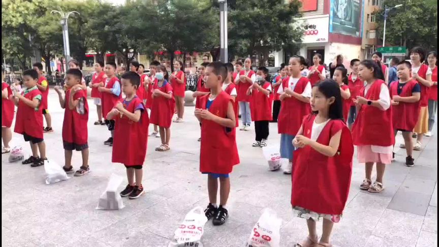 山东勇士社区儿童服务站公益活动进行中