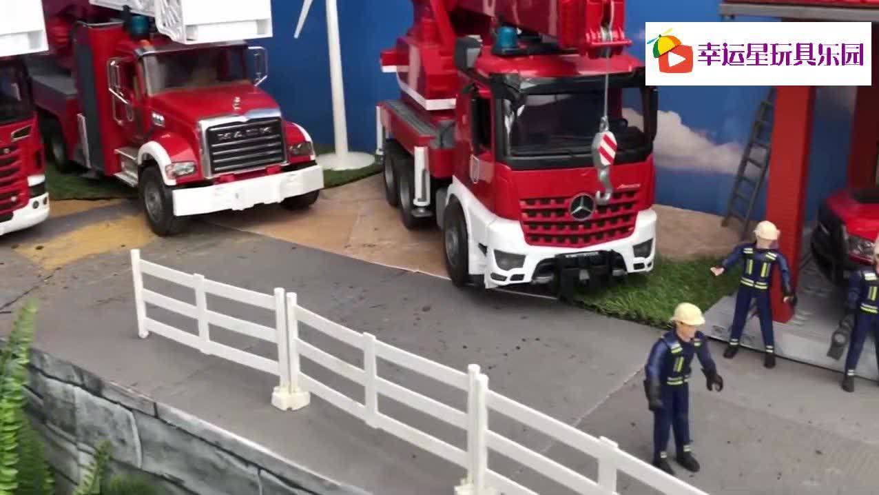 超级大卡车给建筑工人运来大水池,益智玩具