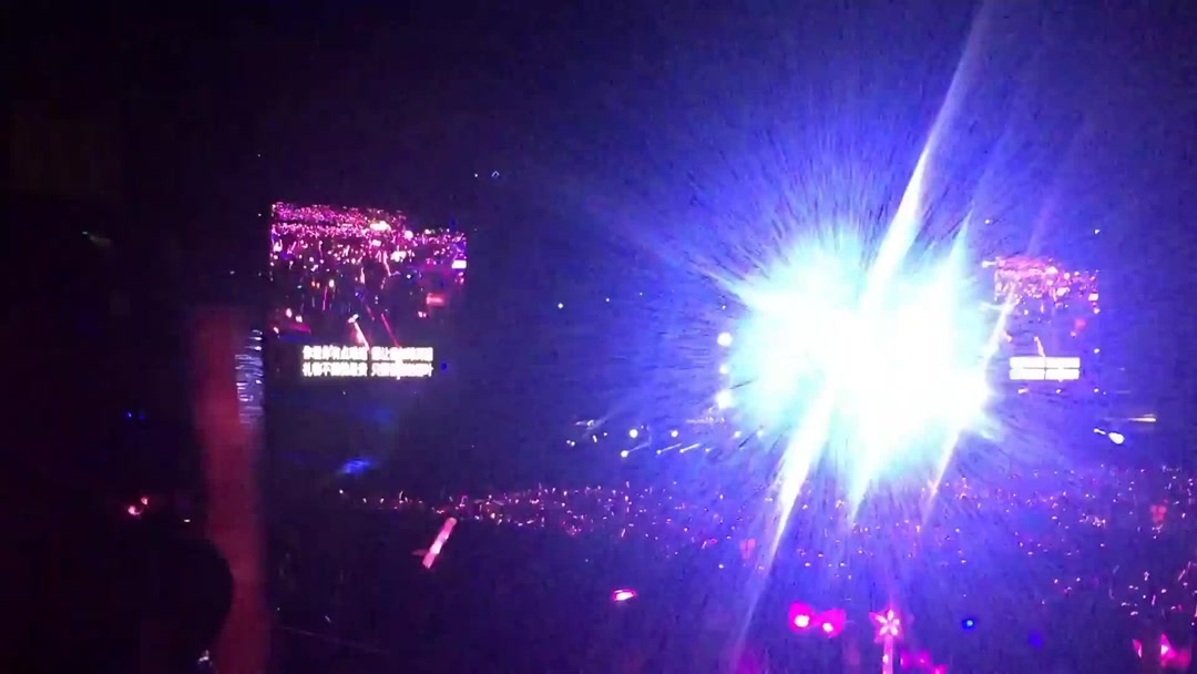 2017地表最强周杰伦演唱会南宁站 手机录制合集