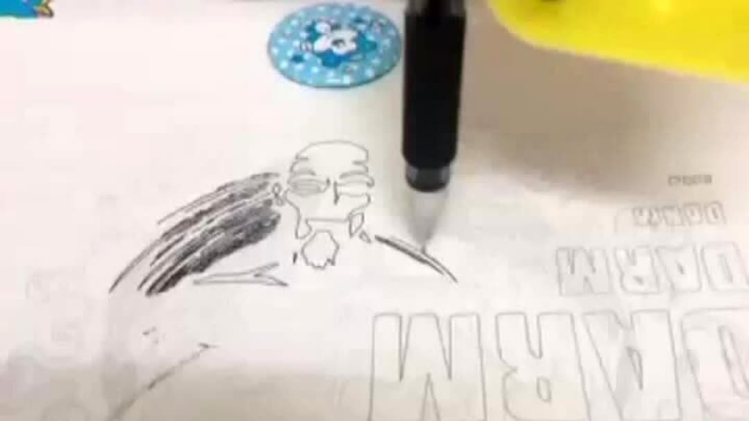 3D打印的三轴机械臂DARM,夹笔绘图