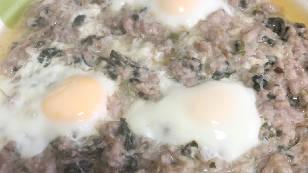 #cm家的作业本#朱老师 居家办公的日子 交作业 梅干菜肉饼蒸蛋今年新...