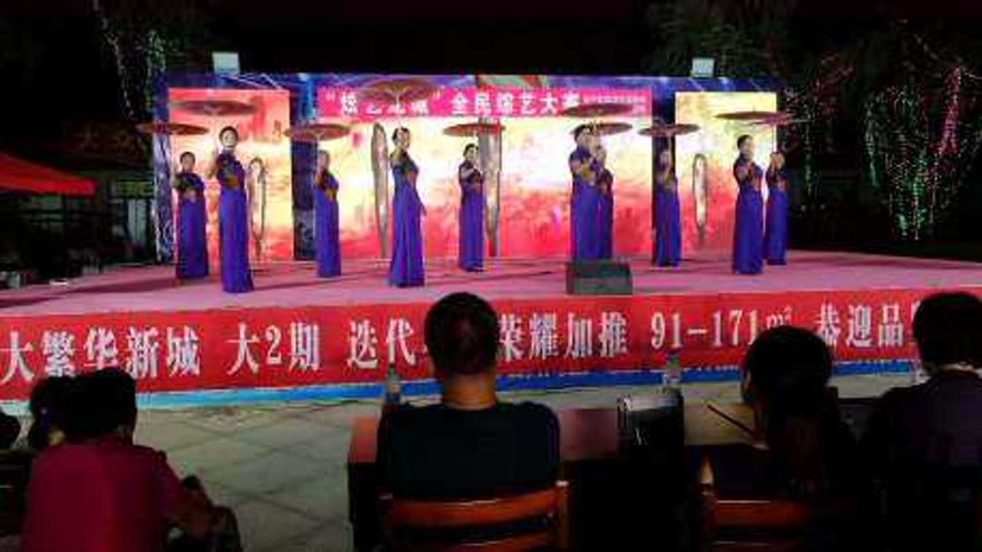《花开中国旗袍秀》表演的太精彩了,展示诸城旗袍的魅力