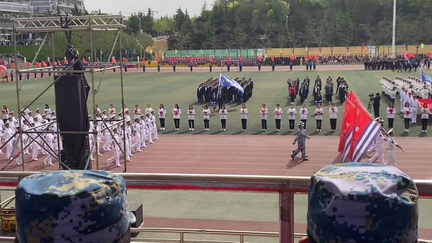 如果不能为了人民而战,那还为了谁#运动会开幕式 #护旗方队