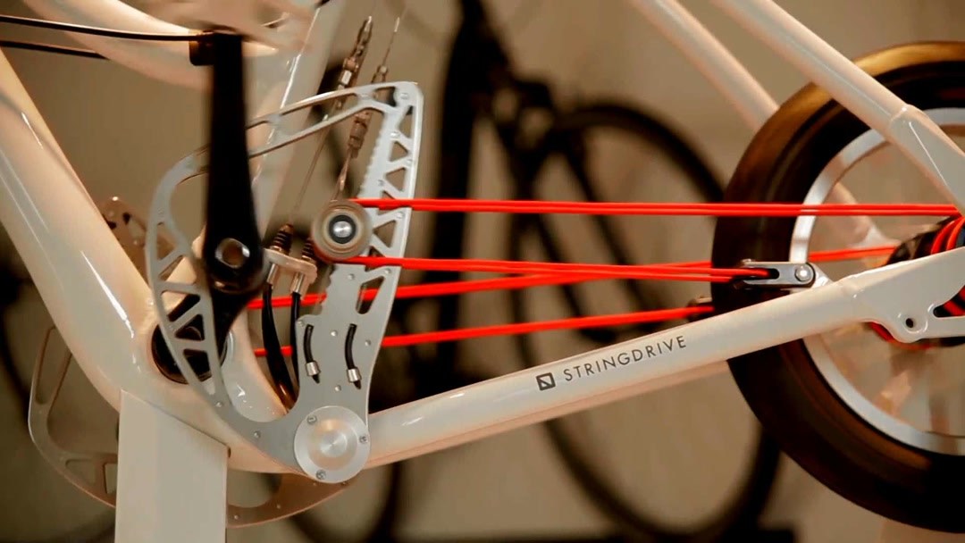 这辆自行车传动只靠一根彩色的绳子,19速变速,既清洁又轻便~