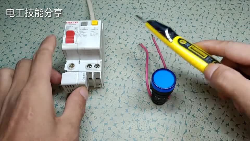 家庭电路,火线用4平方电线,零线用2.5平方电线可以吗