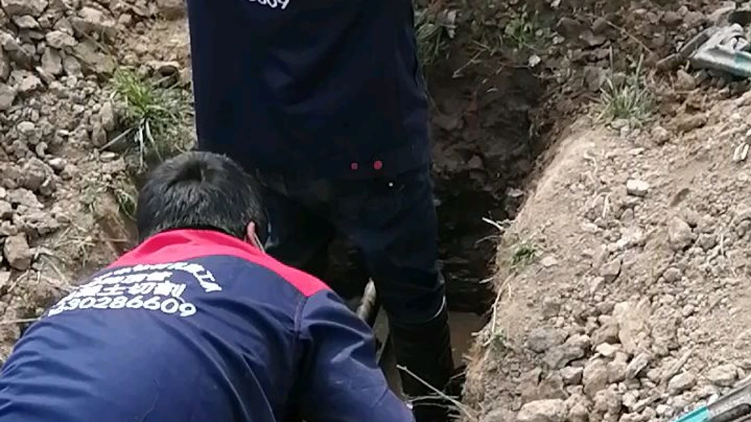 西安电缆线管道弱电消防供水污水管道穿越路面不破坏路面钻孔顶管铺...