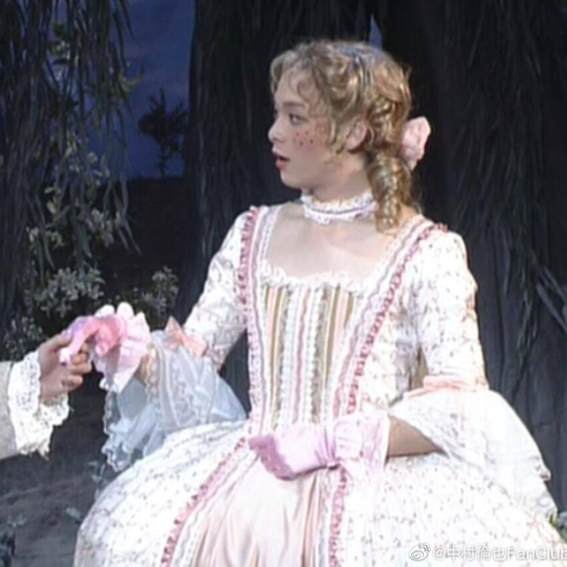 来一杯乌龙茶吗 