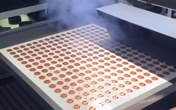 做印刷包装工艺礼品的,可移动工作台激光打标机,自动模切任意不规则...