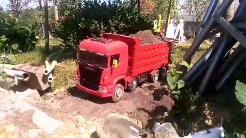 #斯堪尼亚 #RC卡车 #自卸车 #RC模型 还是得玩卡车