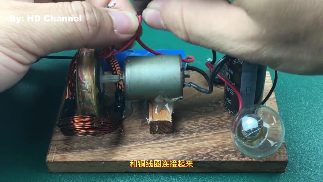 国外大神教你制作简易发电机,神奇的发明创造,来看他怎么做的吧