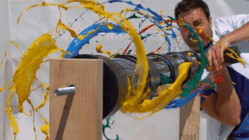 电钻在混凝土墙内啥状态 老外用油漆模拟, 难怪钻孔粉尘污染大!