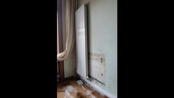 博容明装暖气片管路展示
