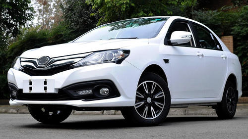 售价3.99万起,顶配才4.78万,这款国民轿车值得买吗?