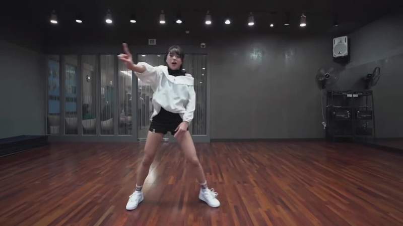 2018流行舞《SOLO》舞蹈视频 简单易学女生舞蹈