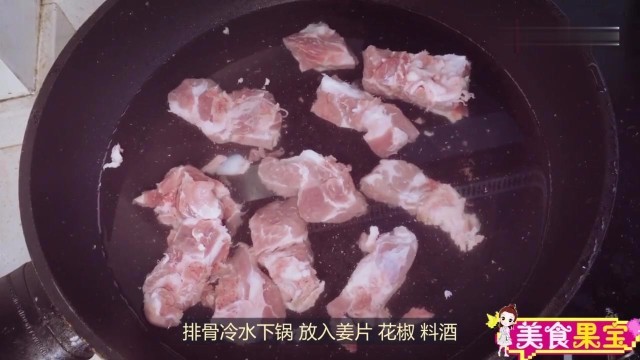 土豆炖排骨完美的做法,入口酥烂,看着都流口水了