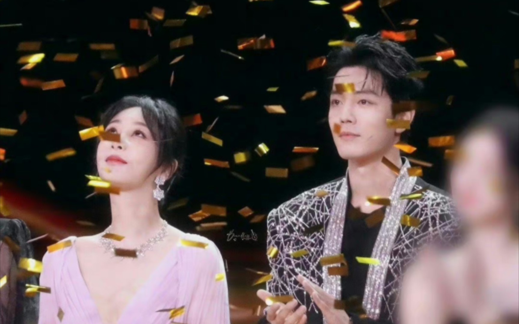 肖战杨紫微博之夜同框始末