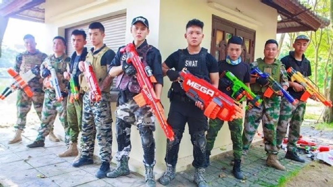 真人CS:海豹突击队的救援行动开始