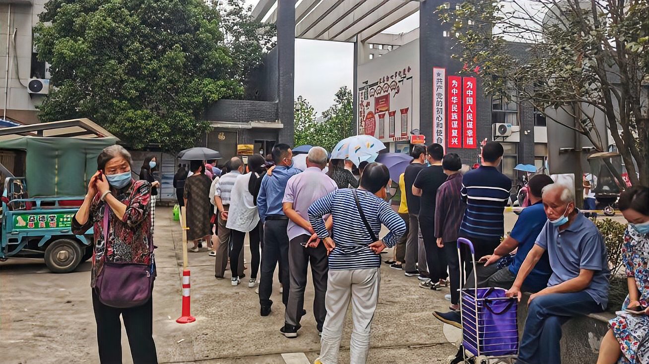 重拳出击,绝不姑息!安徽六安疫情启动问责,一副区长被免职
