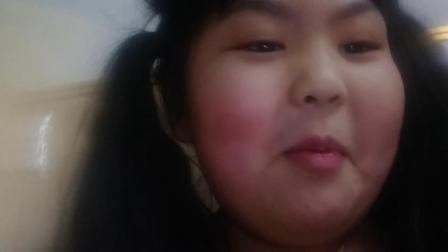 叮咚吃货二人组:小咚咚吃雪糕,ߘ�ߘ�可是叮叮不在。ߘ�ߘ�video...