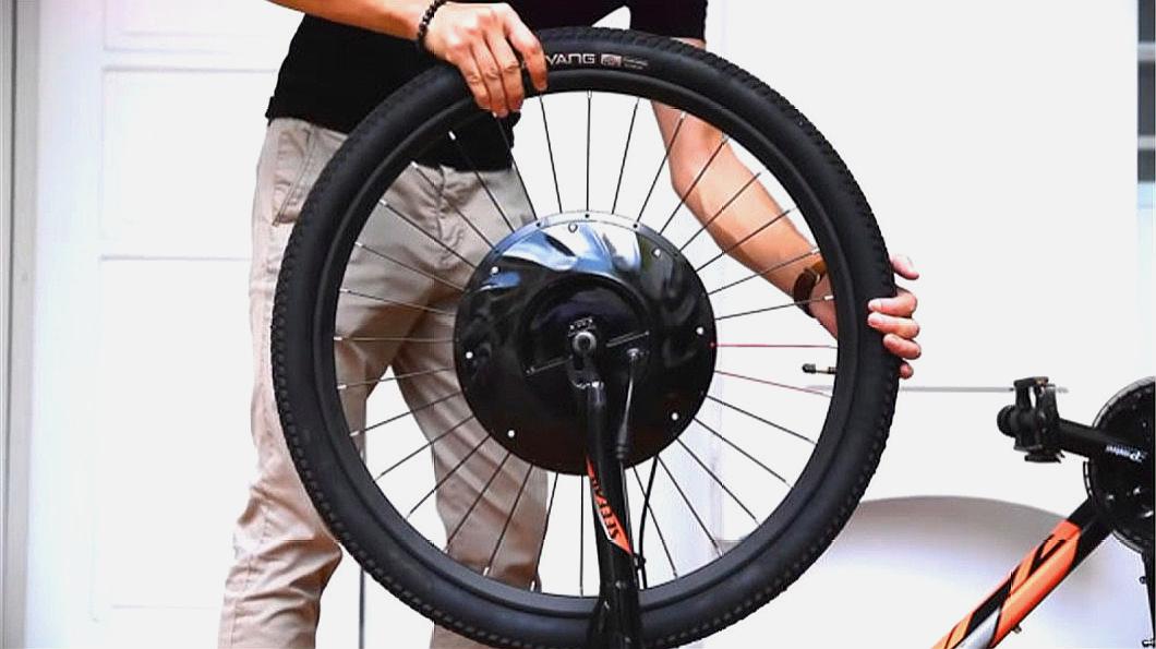 国外推出神奇配件,自行车分分钟变前驱电动车,骑行太省力!