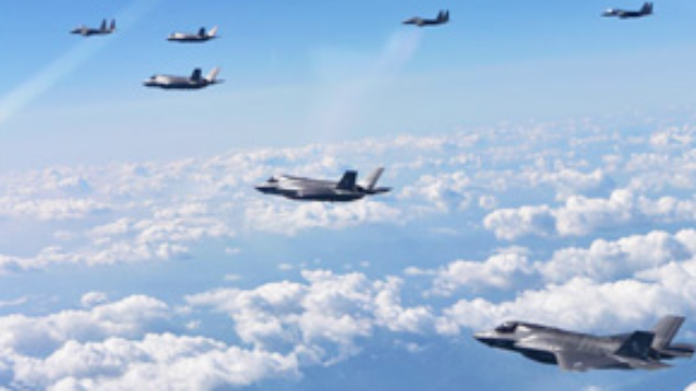 现代500士兵对战古代10万大军,一分钟10万大军遭到毁灭性