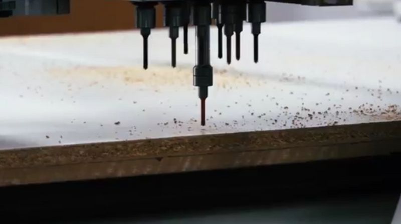 4分钟数控高速木工加工中心开料铣削加工