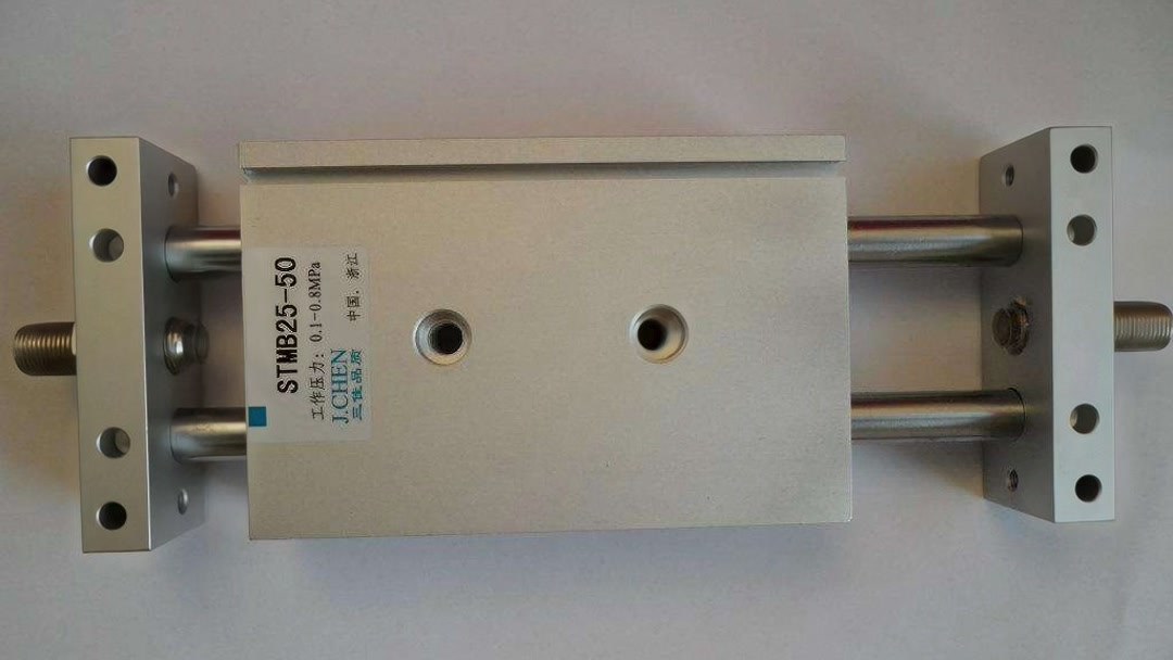 亚德客气缸实例分析(扭矩计算、齿轮及气缸的参数)