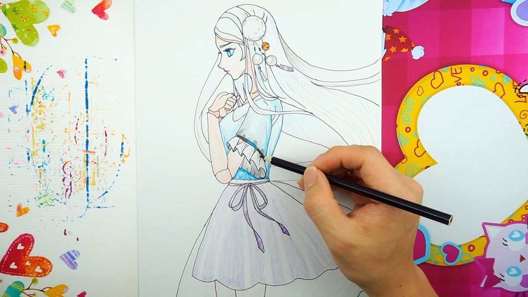 精灵梦叶罗丽简笔画,没有华丽服饰的冰公主依旧美丽动人