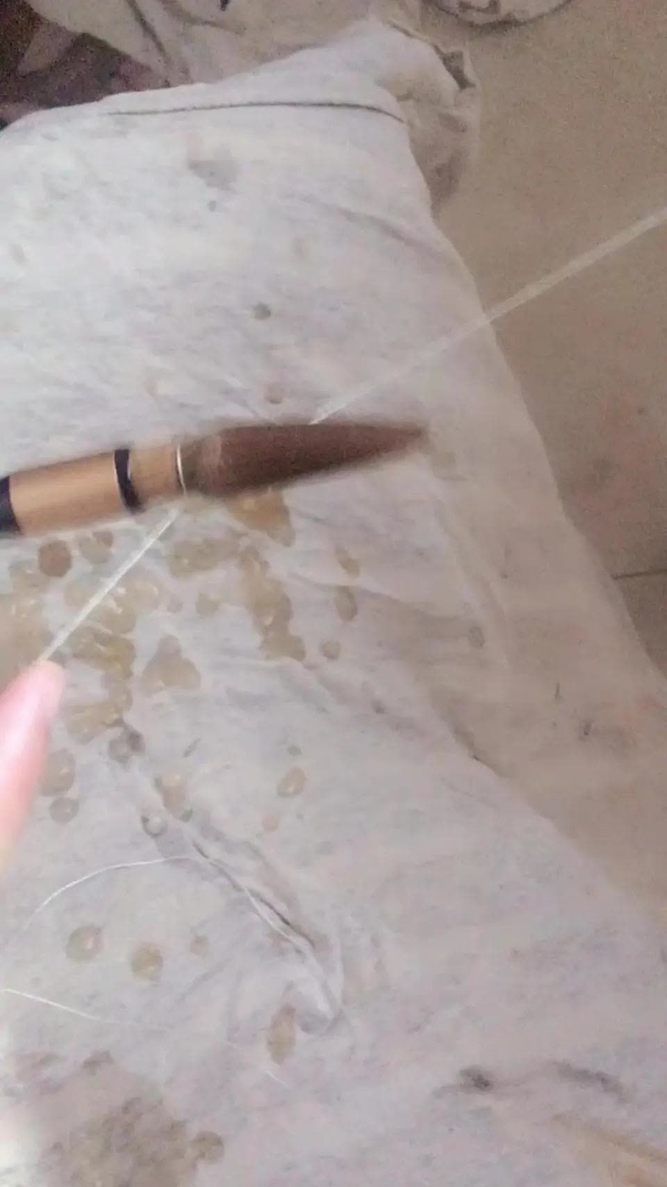坐标:家里,时间:晚上11点还在加班修笔需要开笔技巧方法的吗