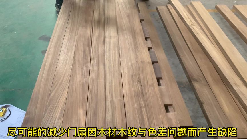 有一户高端别墅缅甸柚木原木门开始制作,祝业主事业长虹!