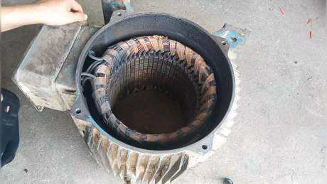 18.5千瓦6极电机维修,取原始数据,是维修电机的重要步骤