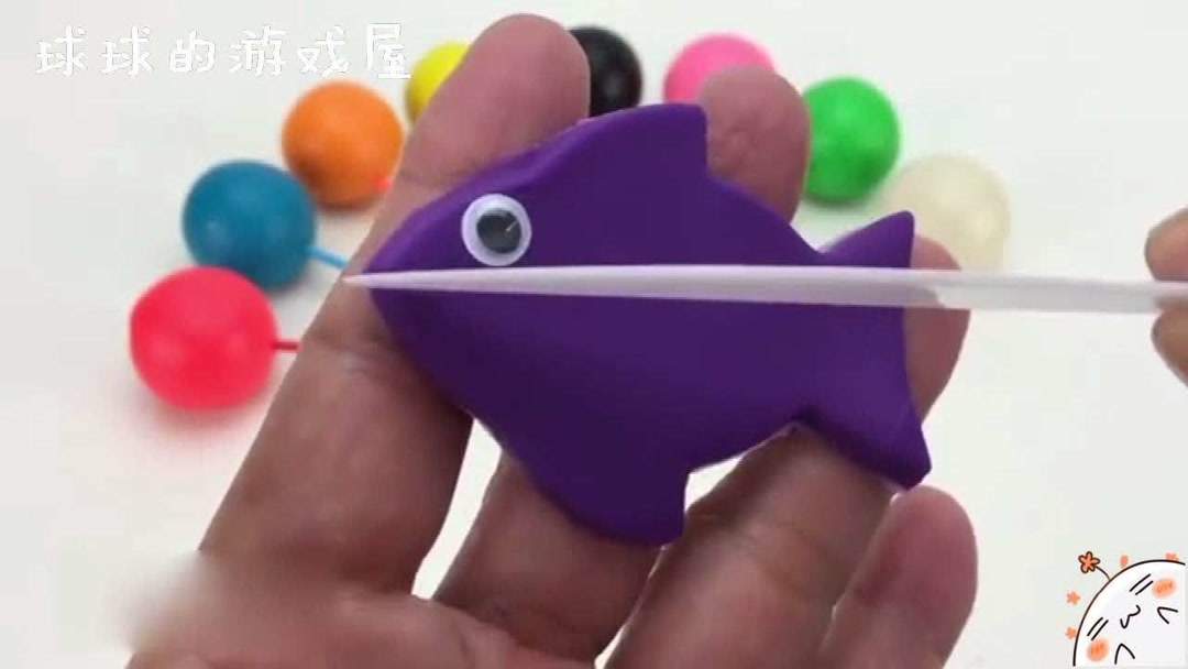 像皮泥做冰淇淋 棒棒糖鱼兔子恐龙鸟,橡皮泥捏小动物,手工制作