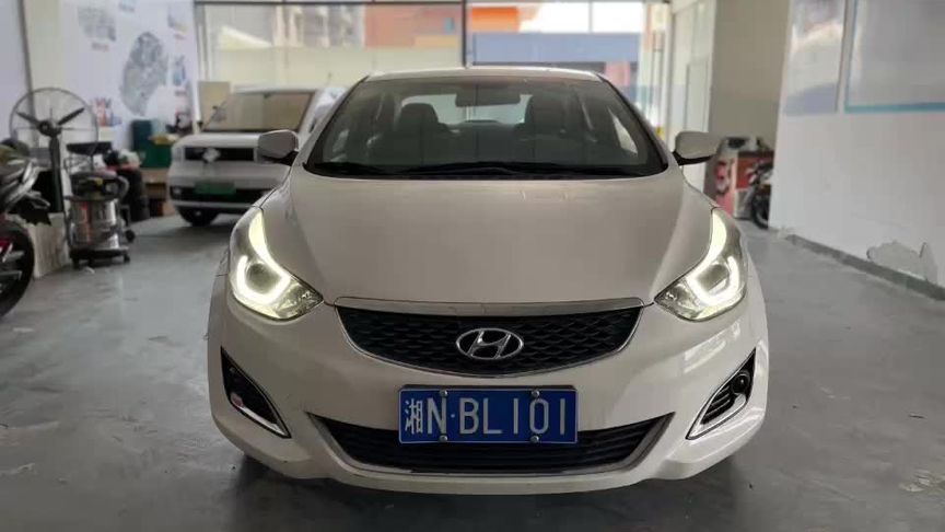 2018年现代朗动,1.6智能版,一手车带全保到明年1月,原版原漆