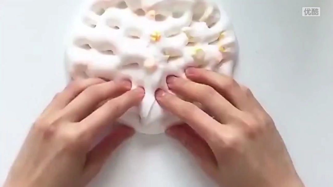 起泡胶小故事,《我和校霸是同桌》未完待续。10赞更新,不过分吧!☺