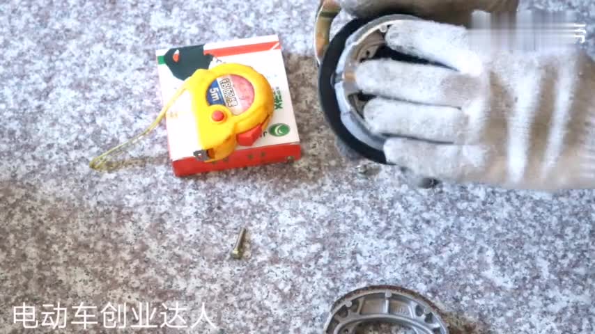 电动车鼓刹片型号如何看?从没想到用卷尺也能知道刹车片型号
