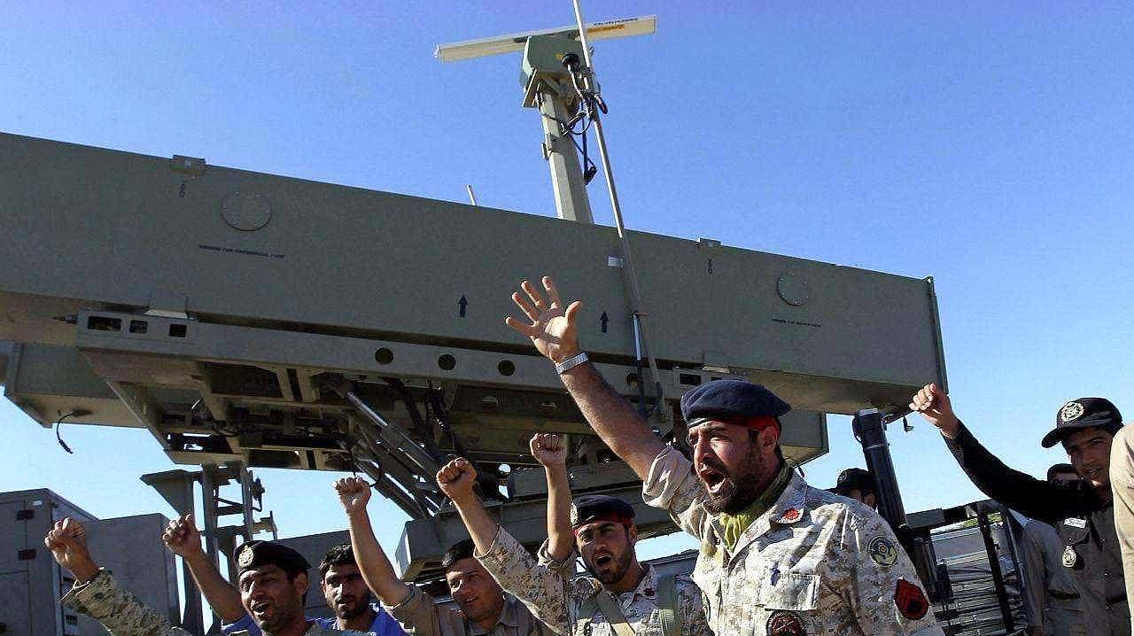 伊总统被彻底激怒,警告美国不要再挑衅,否则将做出毁灭性的回应