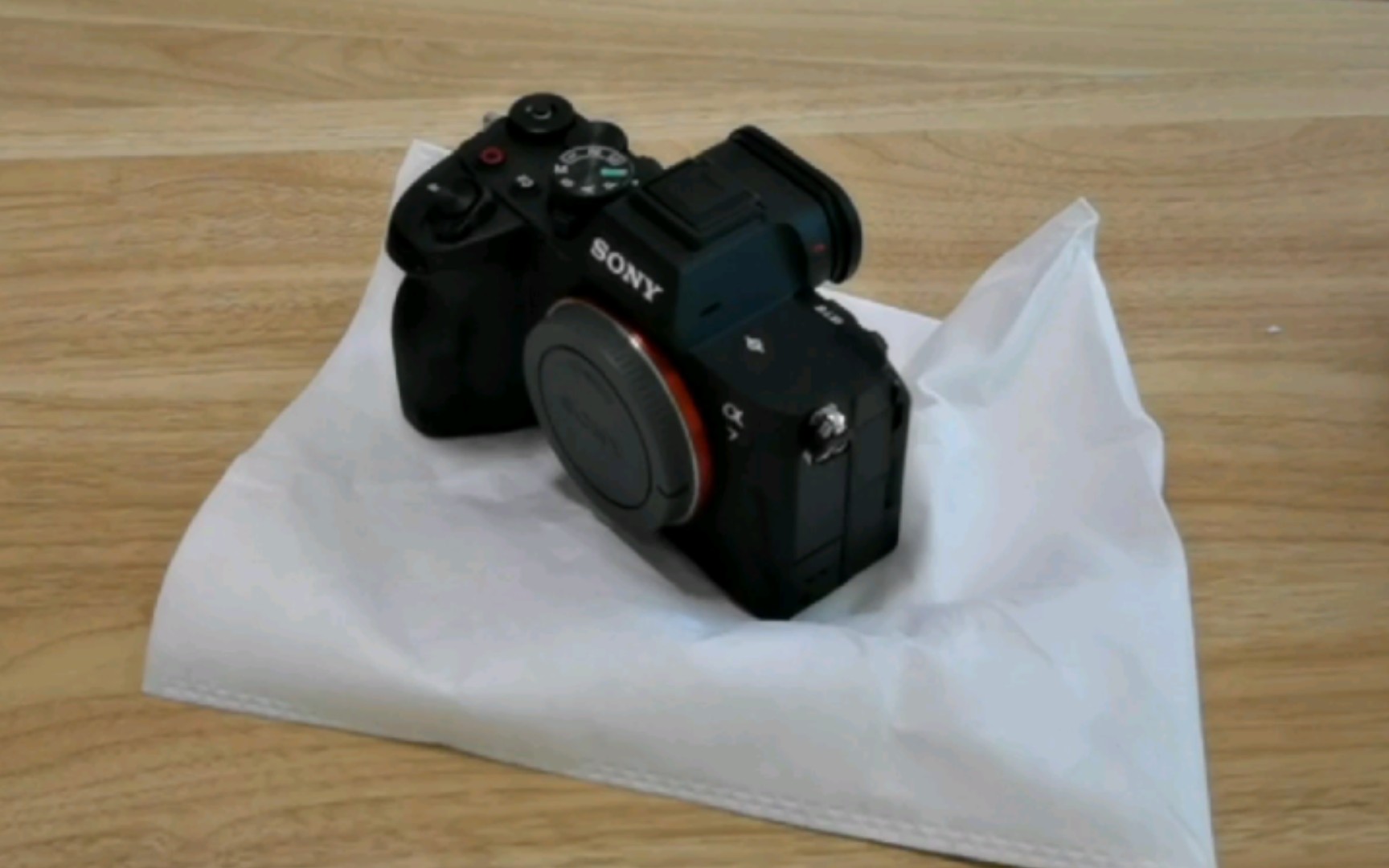 2023年,入手了人生第一台全画幅微单索尼A7M4,开箱留念!