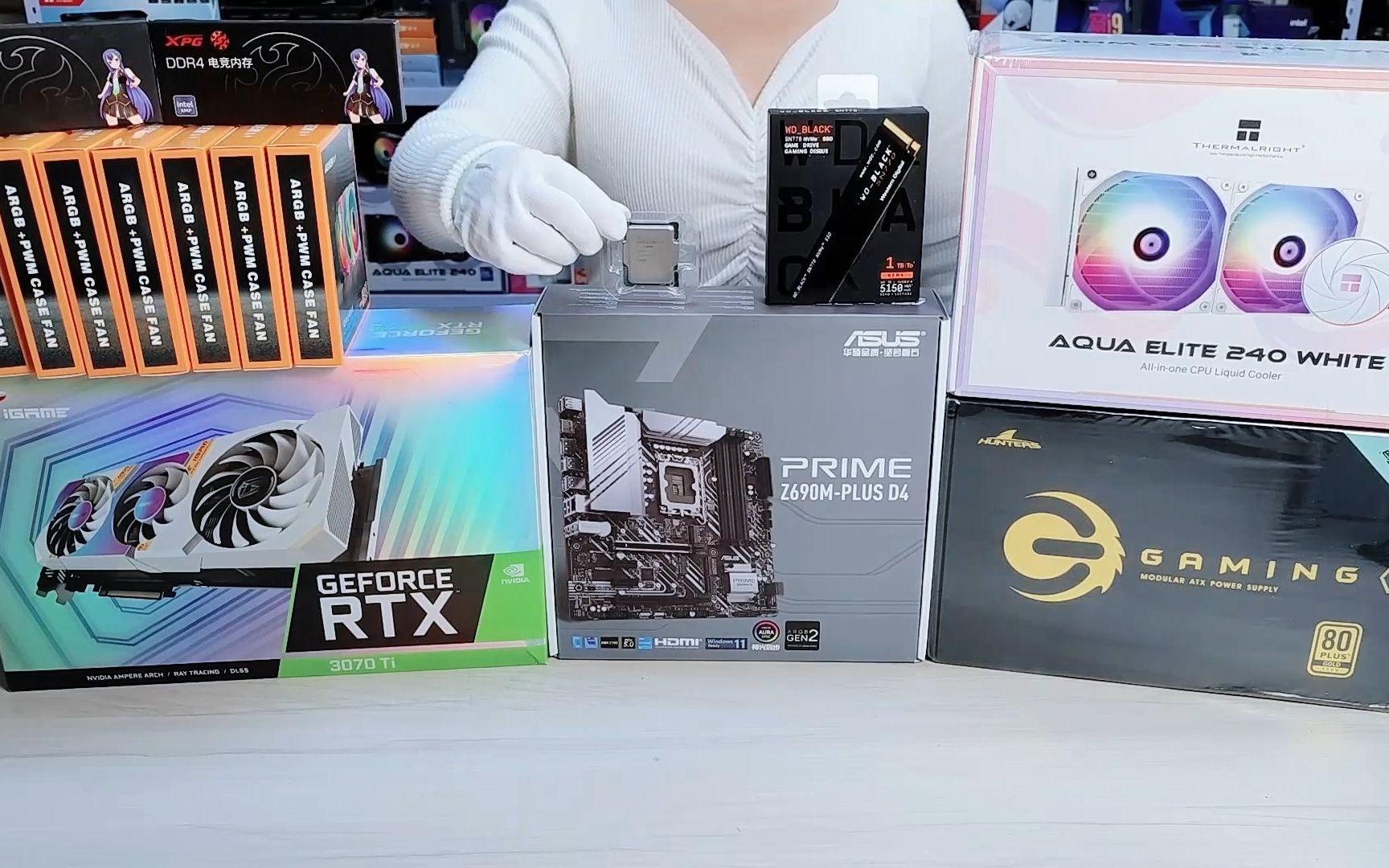 沉浸式装机 13600kf+七彩虹RTX3070TI Ultra显卡+华硕Z690M-PLUS