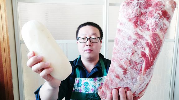 教你做莲藕炖排骨,出锅肉烂藕香,做法简单,快做给家人吃吧