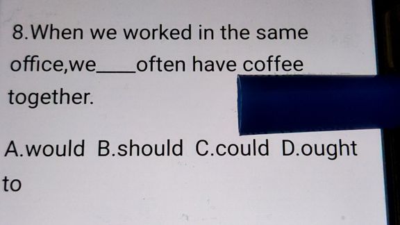 英语语法情态动词易错题,那个可以表达过去常常呢?